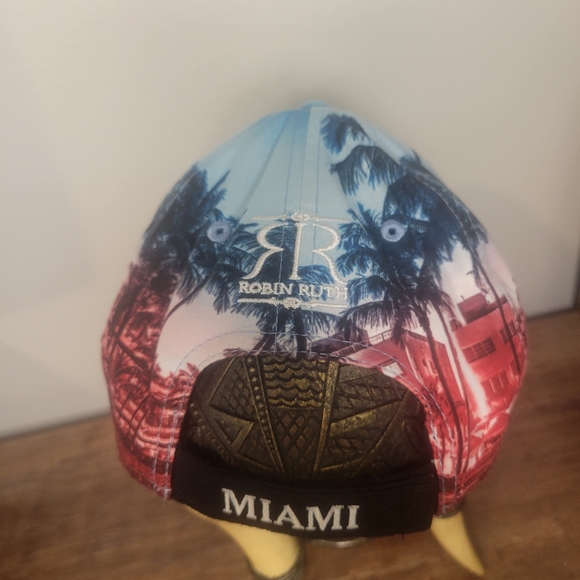 Robin Ruth | Accessories | Robin Ruth Miami Beach All Over Palm Trees ...